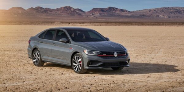 Volkswagen Jetta GLI: scopriamo la nuova versione della berlina ...