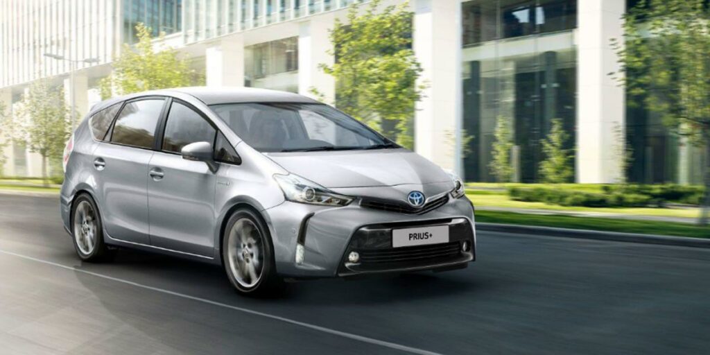 Toyota Prius Plus: prezzo e caratteristiche della monovolume - brumbrum ...