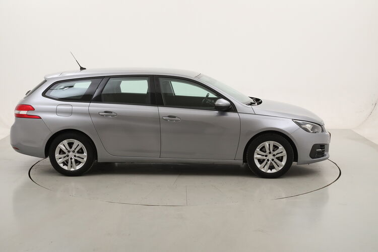 Peugeot 308 SW Active usata del 2019 con 101.909 km | brumbrum